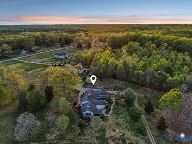 13300 W Patrick Henry Rd, Doswell, VA 23047