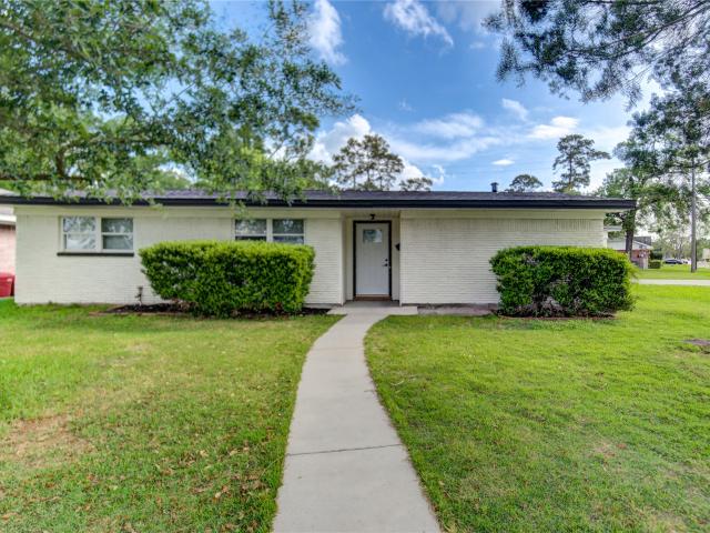 13302 Bretagne Drive