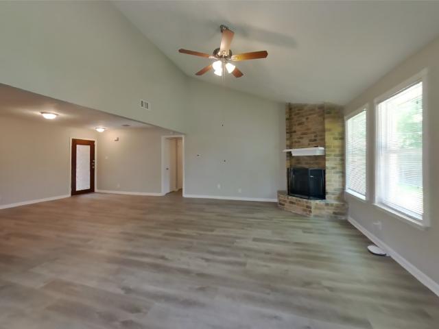 13307 Venice Circle