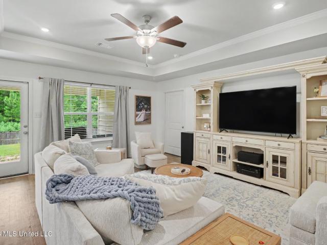 13307 Willow Oak Circle