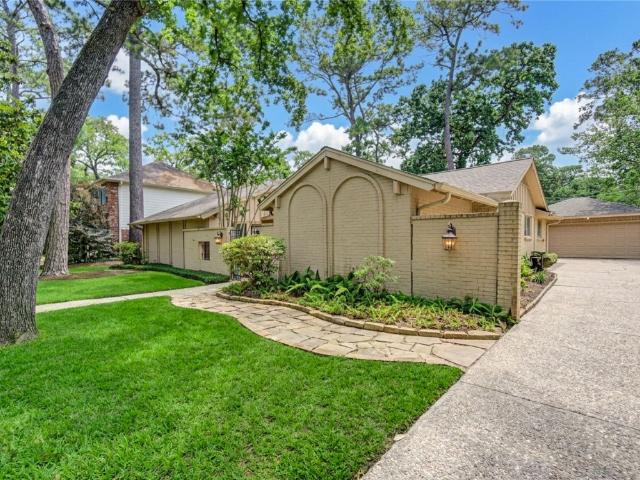 13307 Barryknoll Lane