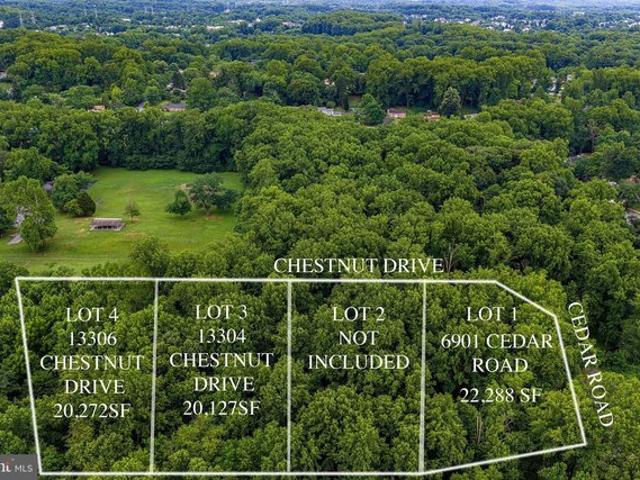 13304 Chestnut Dr, Bowie, MD 20720