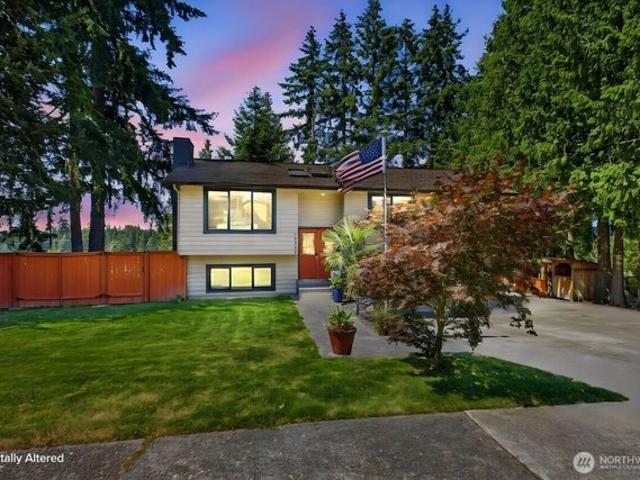 13305 th Ave NE, Kirkland, WA 98034