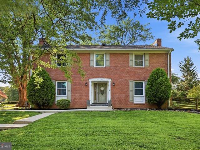 13306 Fairgreen Cir, Hagerstown, MD 21742