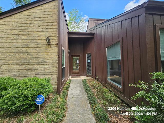 13306 Holston Hills Dr, Houston, TX 77069 | MLS #17937 | Compass