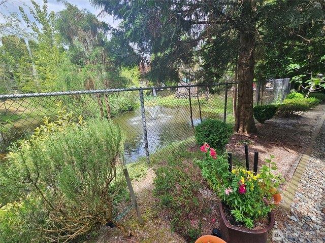 13306 SE 272nd St Apt H103, Kent, WA 98042