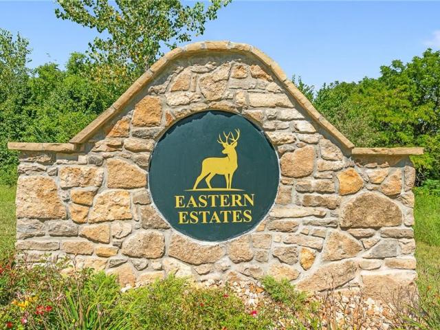 13308 Winner's Cir, Smithville, MO 64089 | MLS #2566