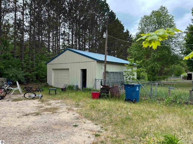 1330 N Betsie River Road