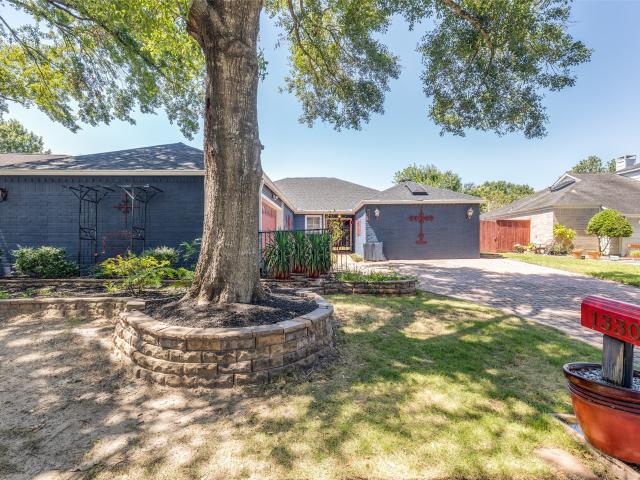 1330 Beaujolais Ln, Houston, TX 77077 | MLS #12132