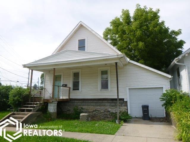 1330 Brick St, Burlington, IA 52601