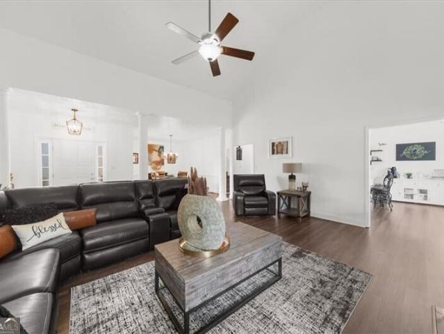 1330 Crimson Lane