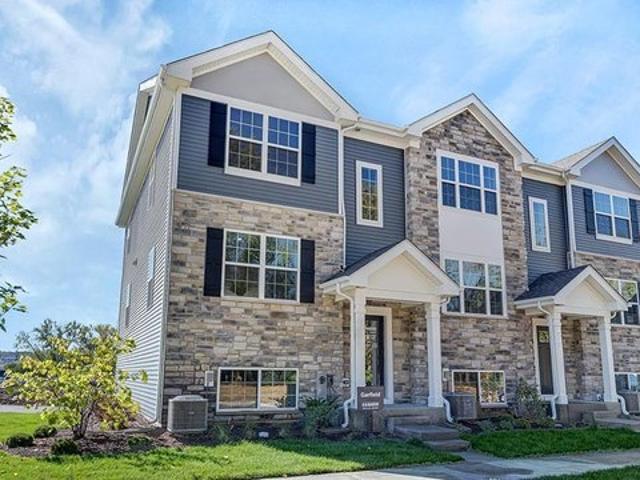 1330 Foxglove Dr, Bartlett, IL 60103