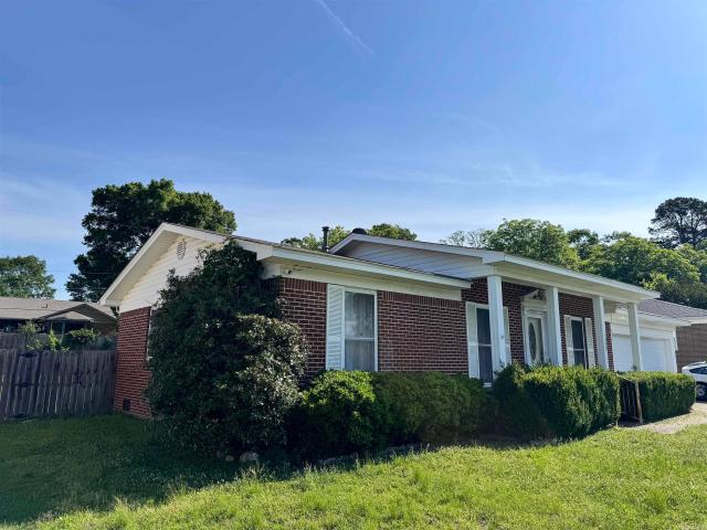 1330 Glenmere Circle