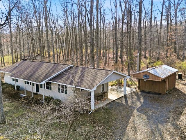 1330 Jason Ln, Amissville, VA 20106 | MLS #VACU2012 | Compass