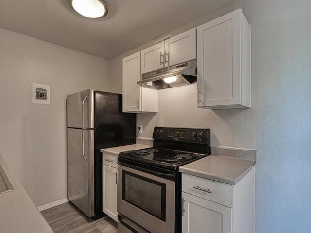 1330 Louisiana Blvd NE, Albuquerque, NM 87110