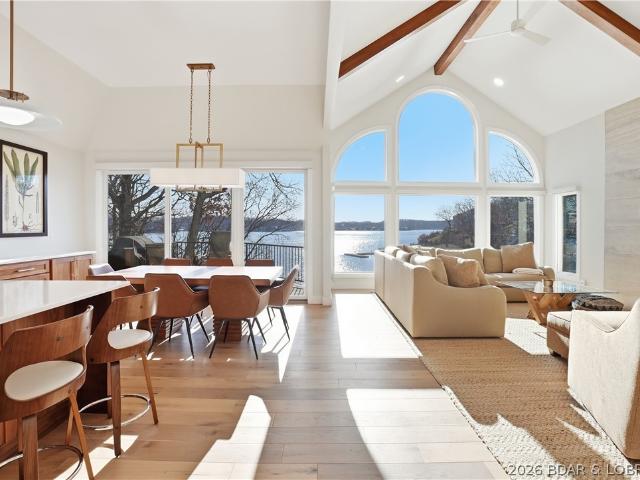 1330 Palisades Drive