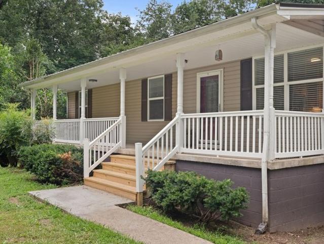 1330 Promise Land Rd, Charlotte, TN 37036