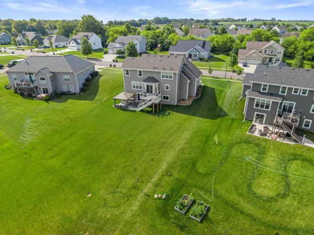 1330 Regees Rd