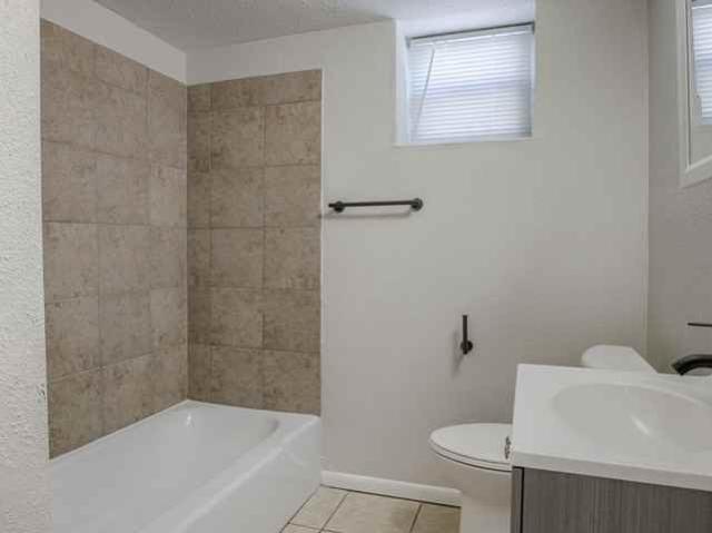 1330 S 30th Ave 1 Bedroom Apartment for Rent at 1330 S 30th Ave, Omaha, NE 68105 Ford Birthsite