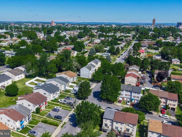 1330 S 9th St, Allentown, PA 18103