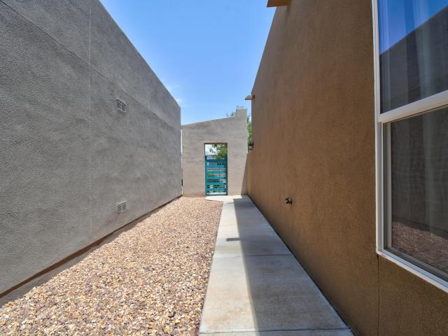 1330 Tierra Verde Loop NW