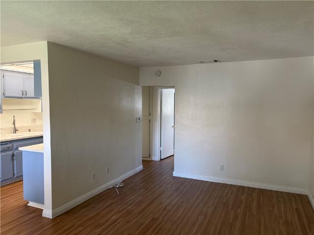 1330 W Lambert
