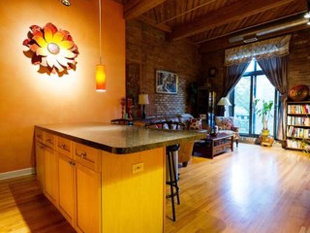 1330 W Monroe St Apt 204, Chicago, IL 60607