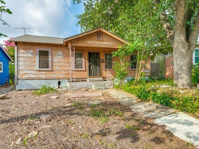1330 W Rosewood Ave, San Antonio, TX 78201