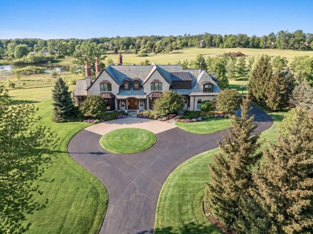 1330 W Whitmore Court