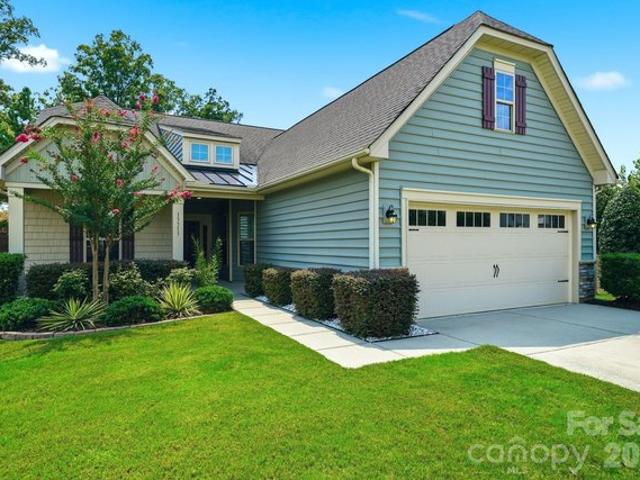13313 Canterbury Castle Dr, Charlotte, NC 28273
