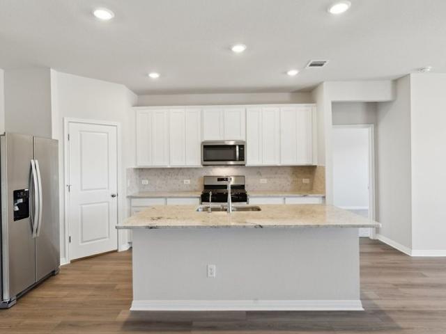 13310 Rindle Reach Dr, Buda, TX 78610
