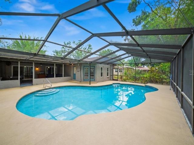 13312 Lake George Ln, Tampa, FL 33618 | MLS #TB8498 | Compass