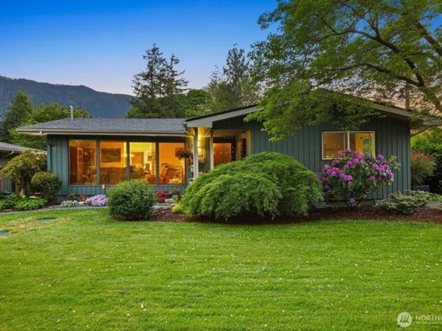 13317 th Ave SE, North Bend, WA 98045