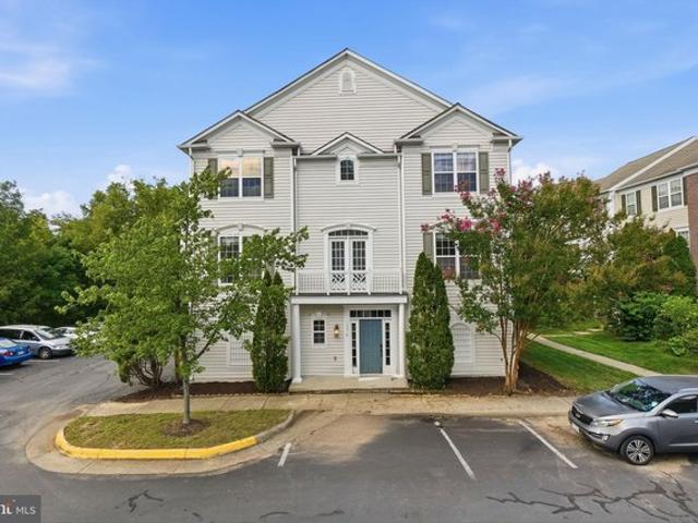 13318 Summer Garden Walk, Centreville, VA 20120