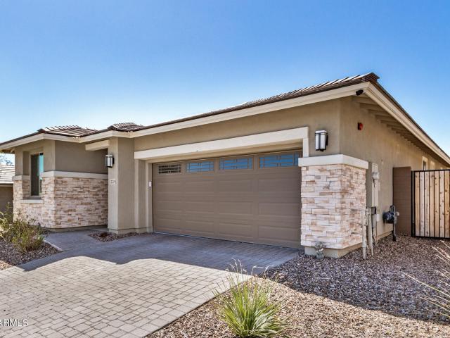 13319 w red range way