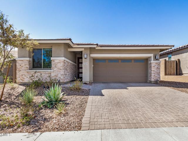 13319 W Red Range Way, Peoria, AZ 85383 | MLS #6898 | Compass
