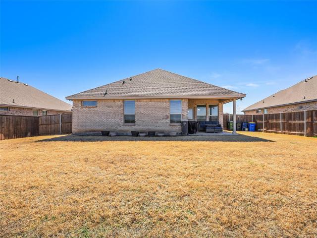 1331 Madeline Ln, Krum, TX 76249 | MLS #21190