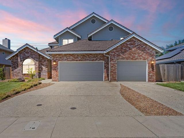 1331 Manzano Way, Sacramento, CA 95831