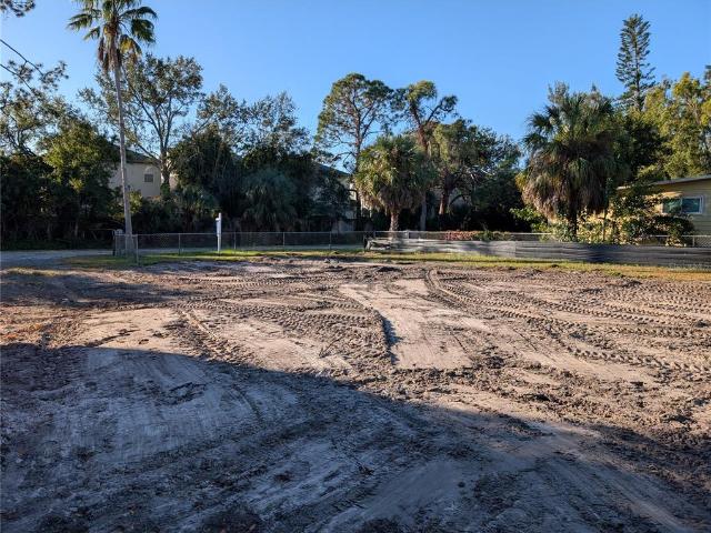 1331 Mentone Dr, St. Petersburg, FL 33702 | MLS #TB8448 | Compass