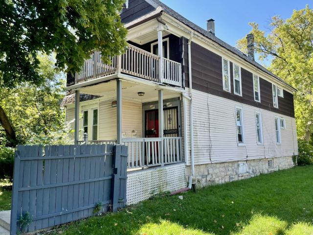 1331 N 22nd St, Unit 1333, Milwaukee, WI 53205 | MLS #1961 | Compass