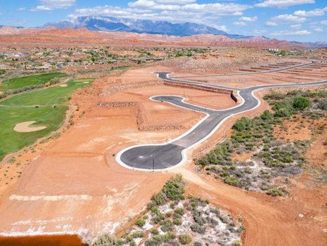 1331 N Saint Andrews Way, Washington, UT 84780