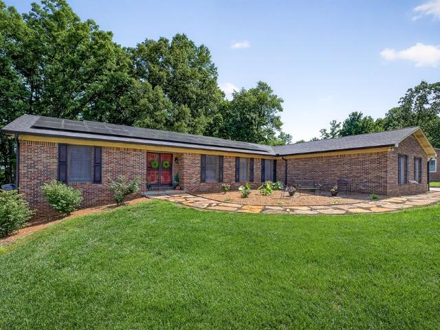 1331 Apple Valley Ct