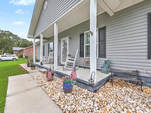 1331 Dennis Boulevard