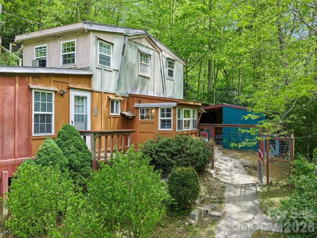 1331 Georges Fork Road