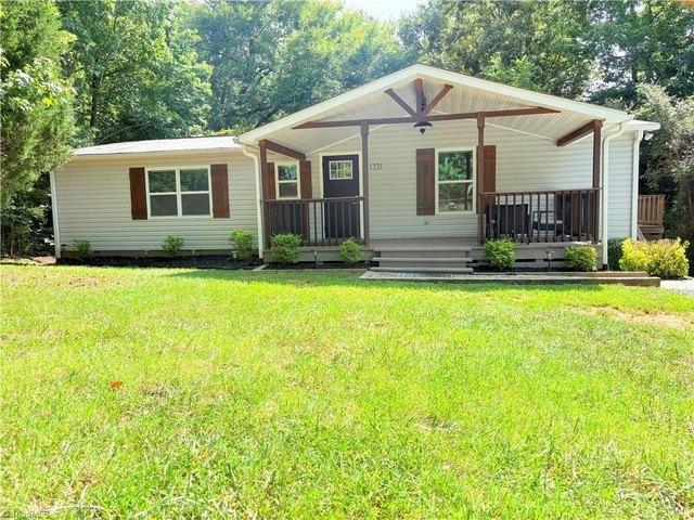 1331 Lynndale Dr, Winston Salem, NC 27106