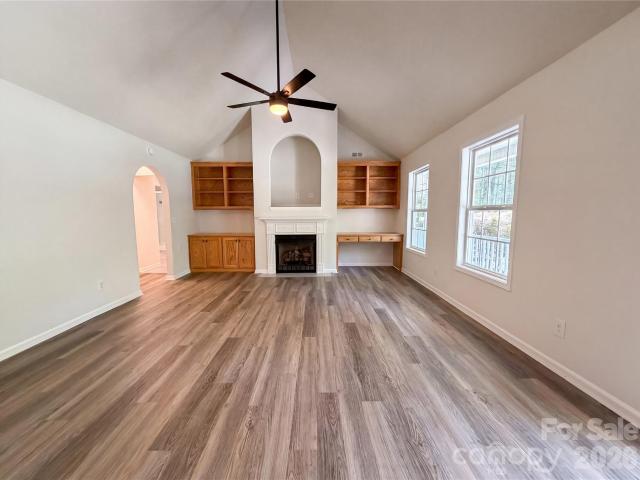 1331 London Drive