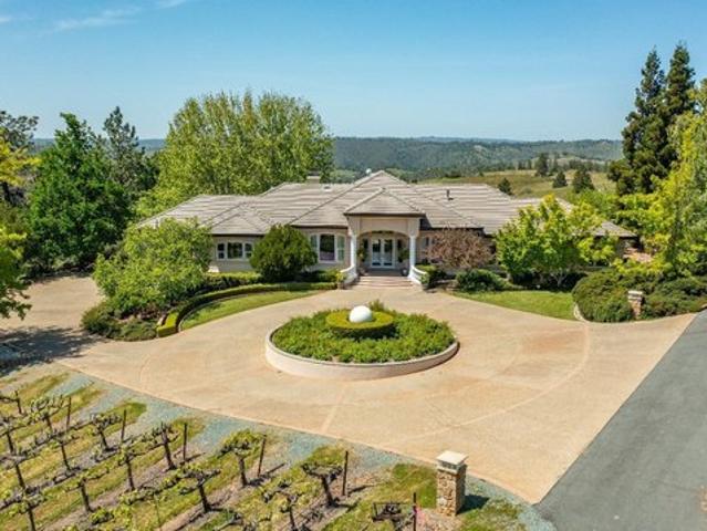 13320 Oakstream Rd, Plymouth, CA 95669