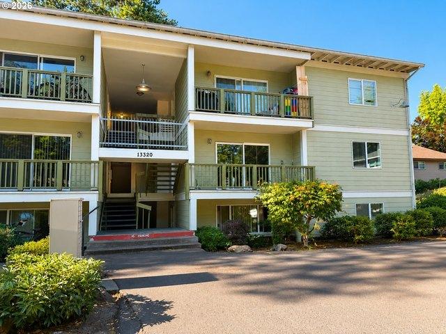 13320 SW Allen Blvd Apt 205, Beaverton, OR 97005