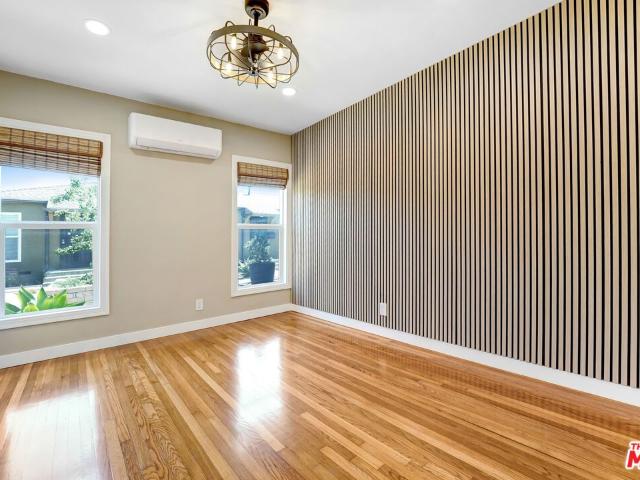 1332 Ocean Park Blvd #A, Santa Monica, US, CA