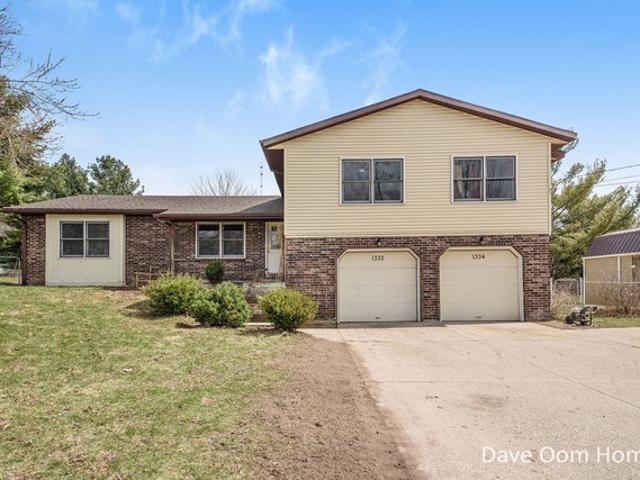 1332 Ball Ave NE, Grand Rapids, MI 49505